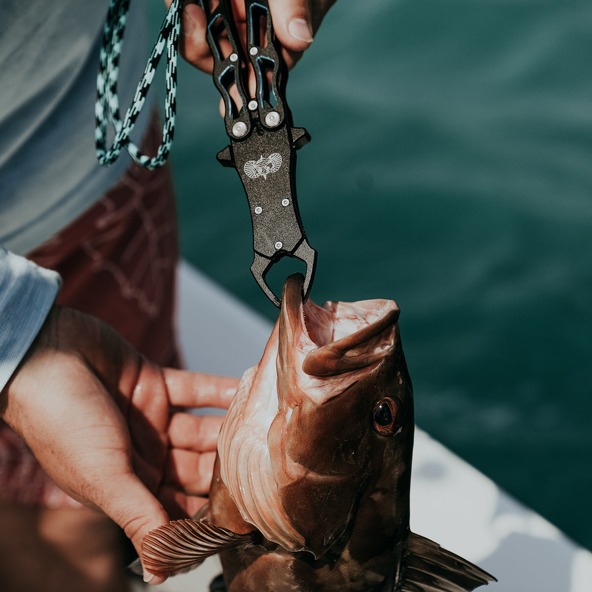 Stowaway Fish Gripper – Toadfish
